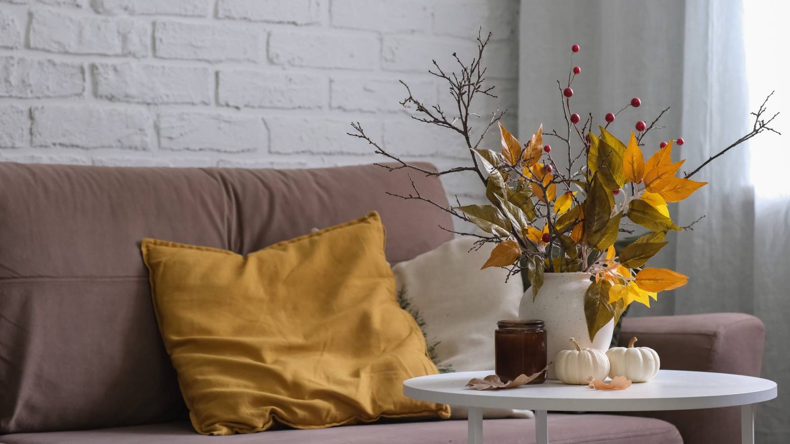 Natural Style Elevated: Artistic Ways to Use Branches in Home Décor