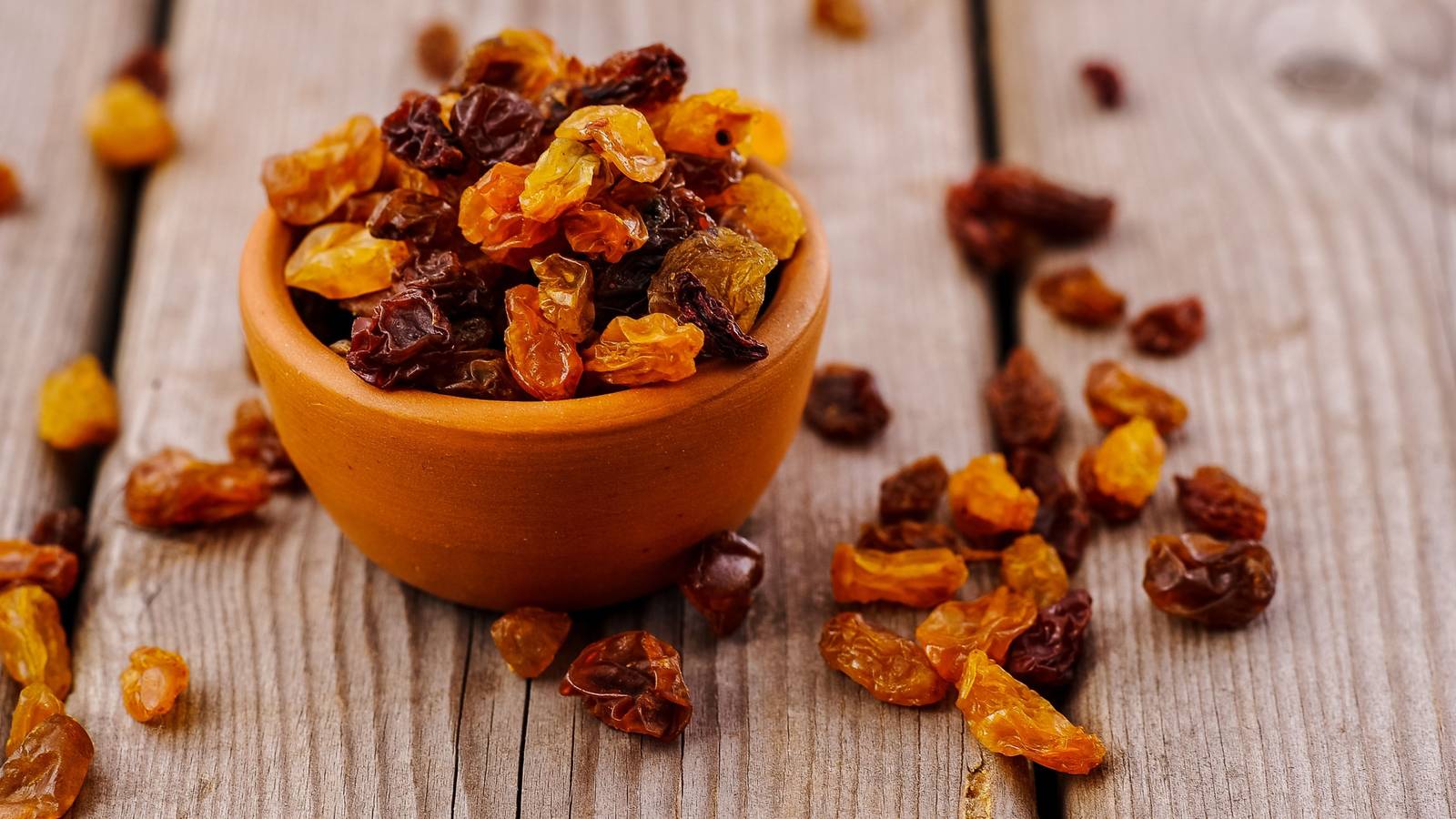 Raisins: Drying Process, Nutrition, and Re-Hydration Tips