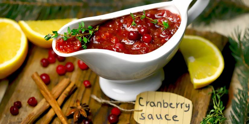Mastering Homemade Cranberry Sauce: A Simple, Additive-Free Recipe