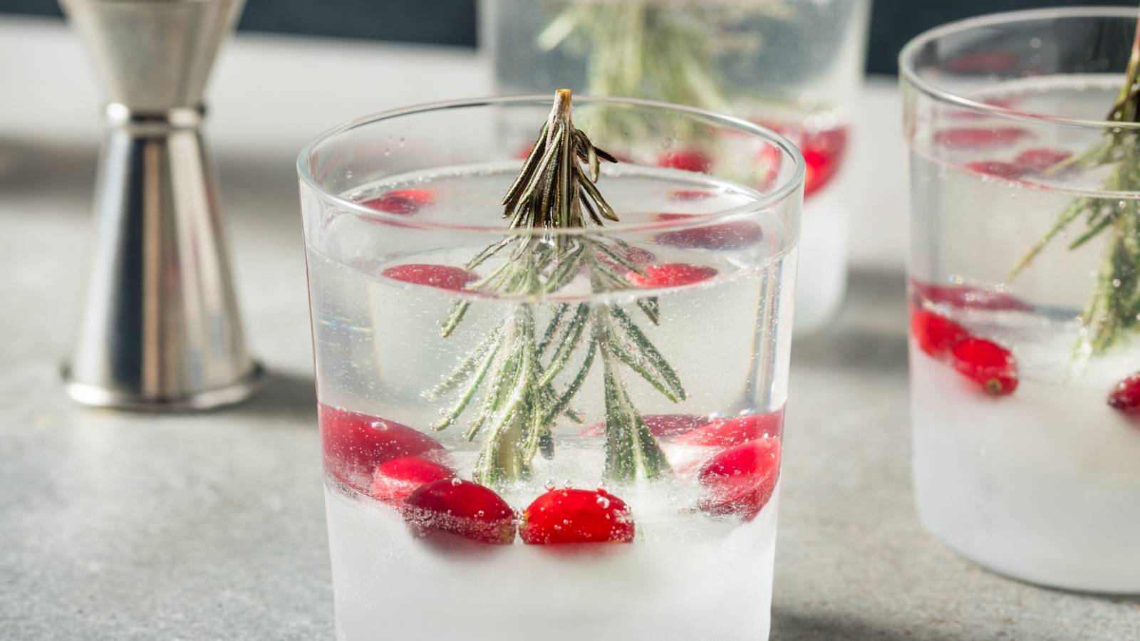 Frosty Fun in a Glass: How to Make the Viral Snow Globe Cocktail