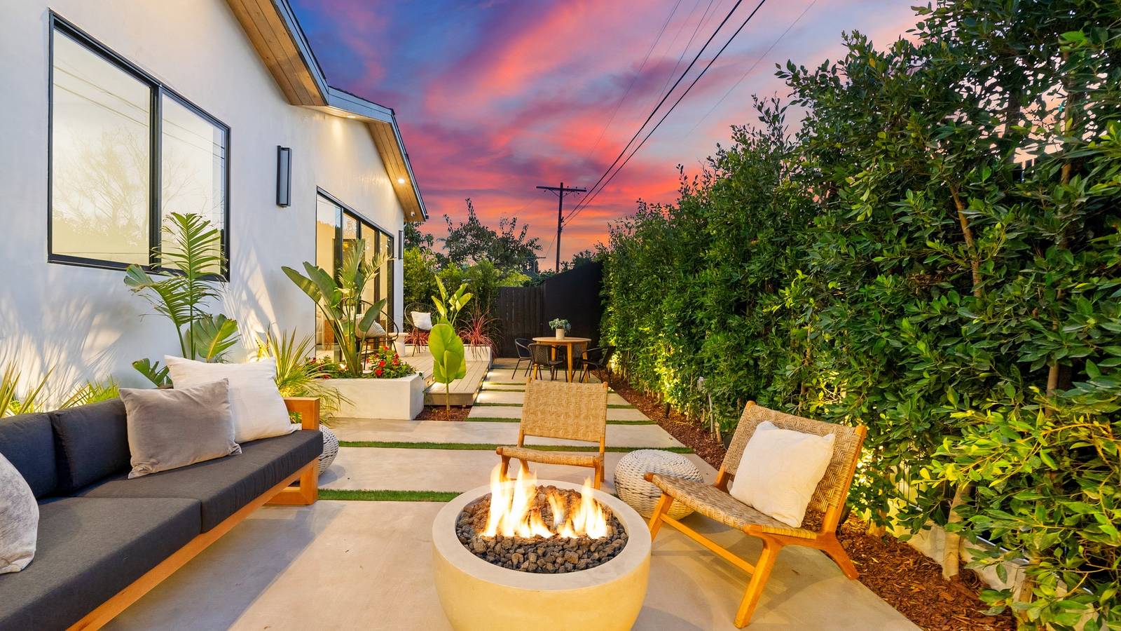 6 Best Side Yard Landscaping Ideas You'll Love