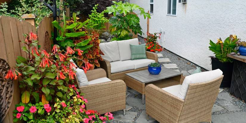 6 Best Side Yard Landscaping Ideas You'll Love
